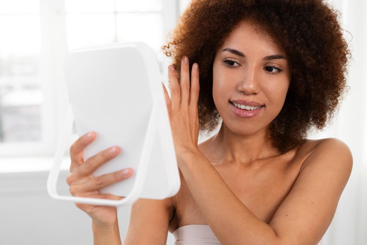 Routine rapide sur cheveux crépus pour les matins pressés – Les Ateliers Crépus